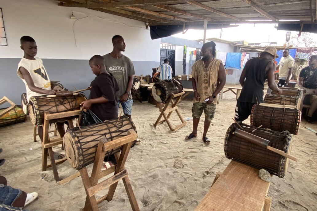 African Drumming Facts - 13 Things You Might Not Know - unbeatable ...